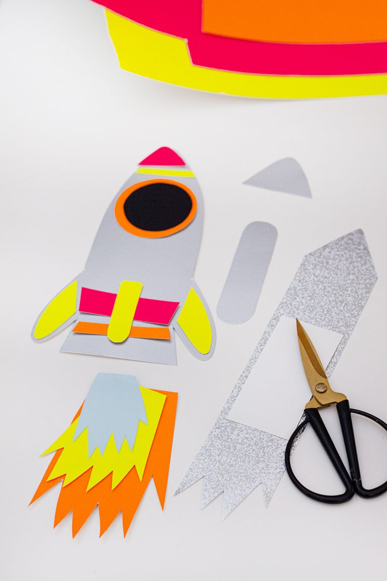 Raketenstart in die erste Klasse: DIY Raketen Schultüte basteln